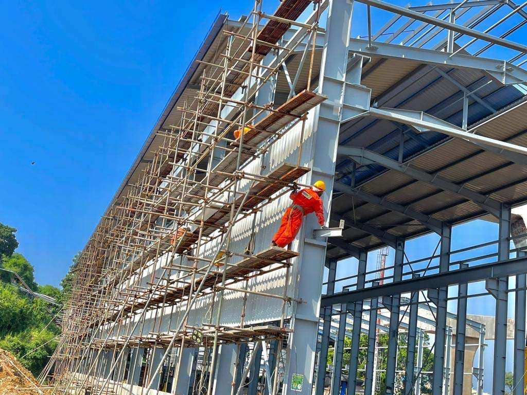 Building and warehouses ongoing - DGES